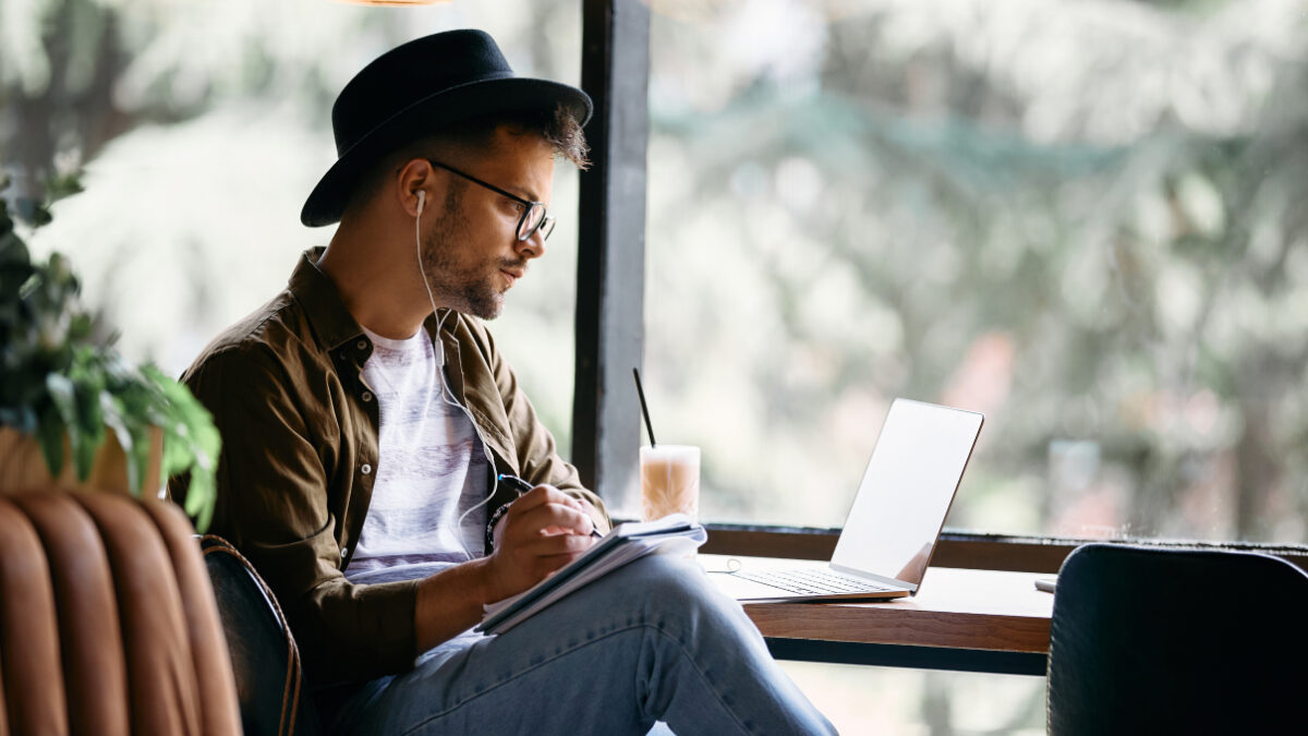 What is collaborative learning? The benefits and use cases powered by LMS | Samelane