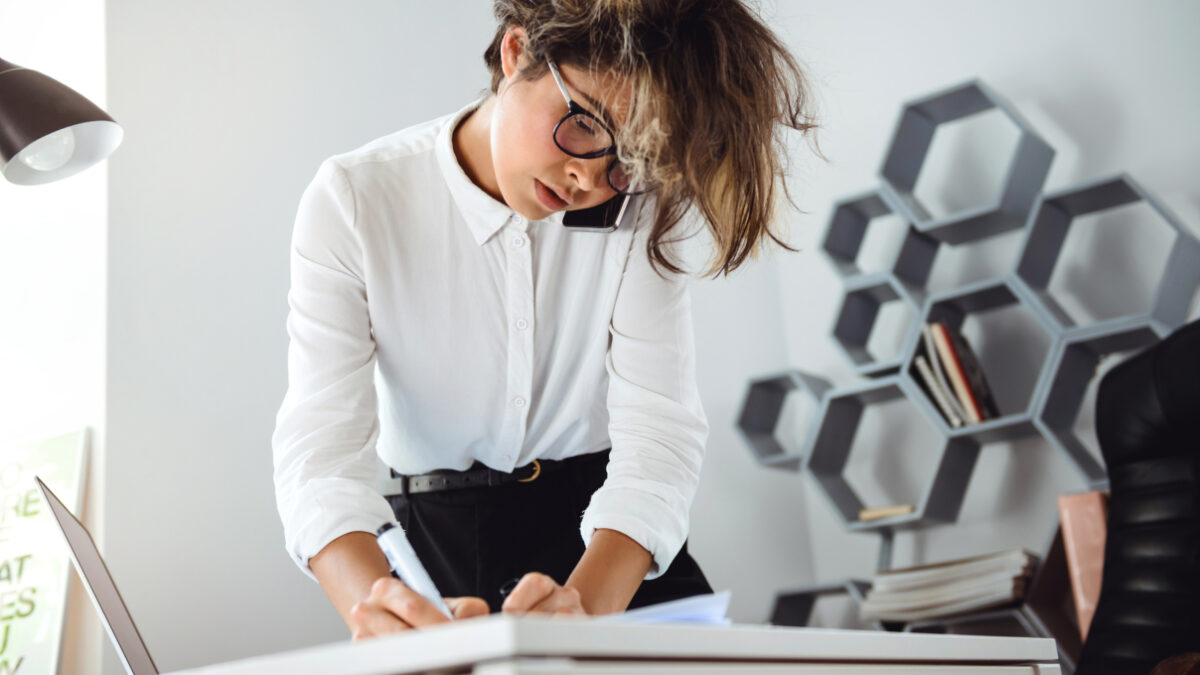 What are hard skills? A list of hard skills examples in demand | Samelane